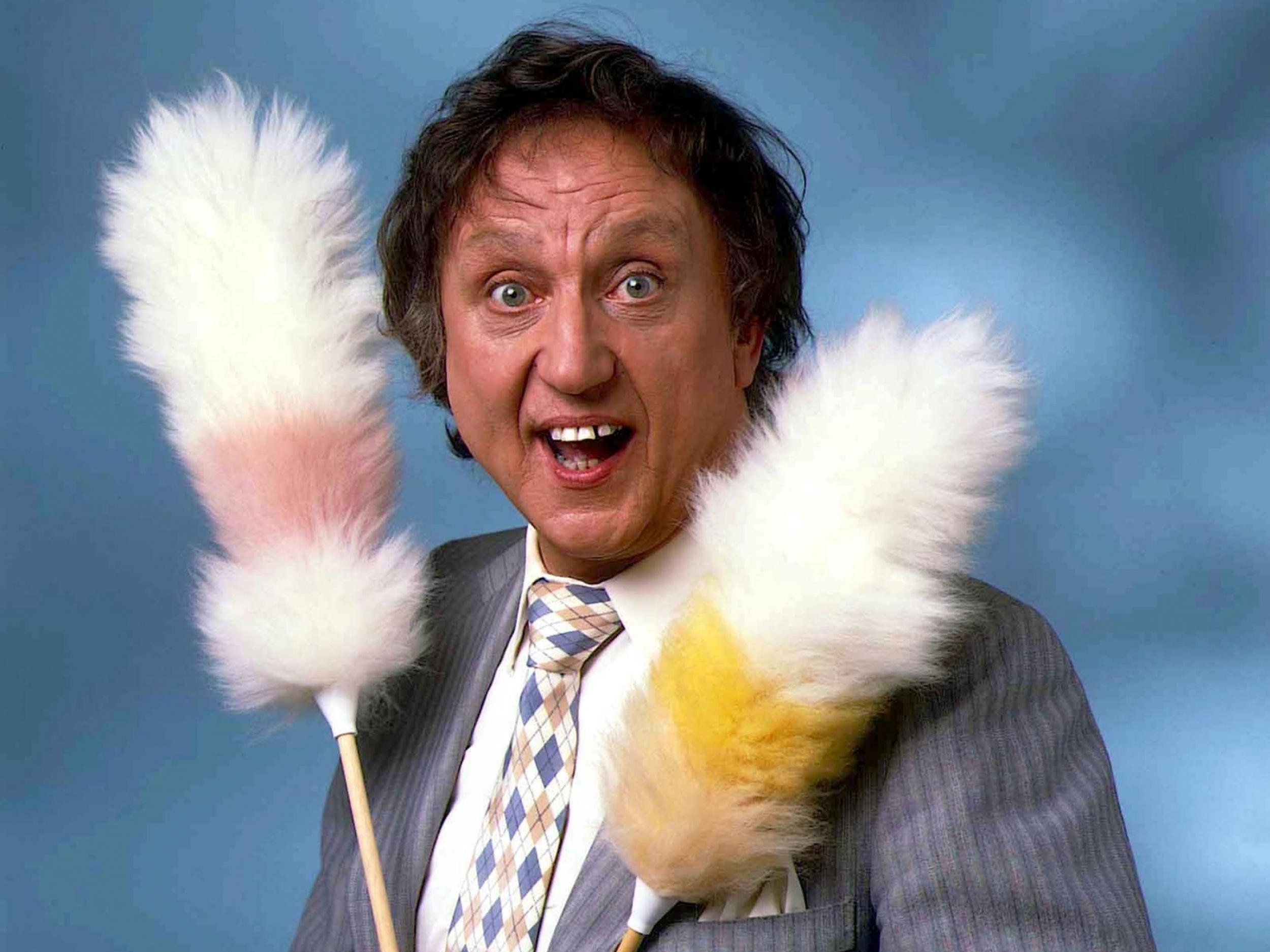 Interview with Ken Dodd | Your Local Link Magazine